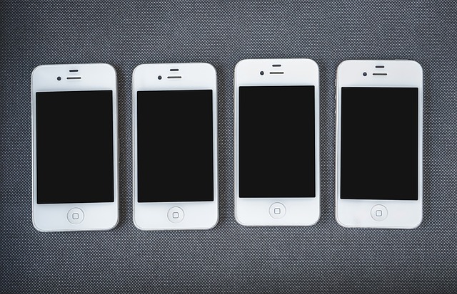 Comment câbler une prise téléphonique à quatre fils - Fiche pratique ...